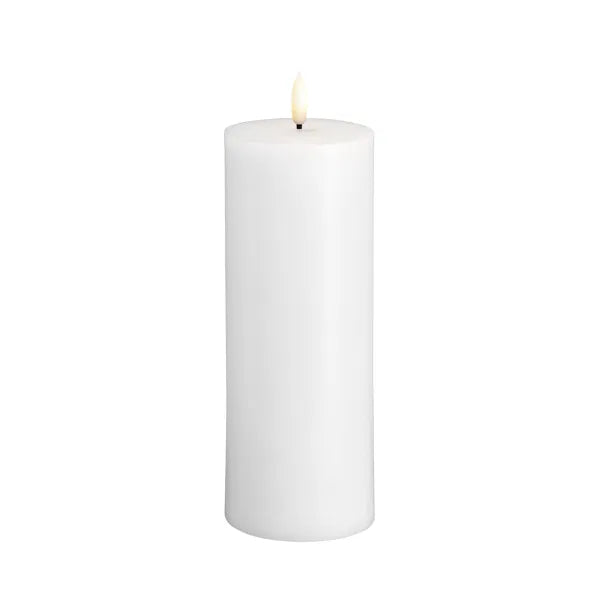LED kerti - Slétt Hvítt 7.4x20cm – Strand49